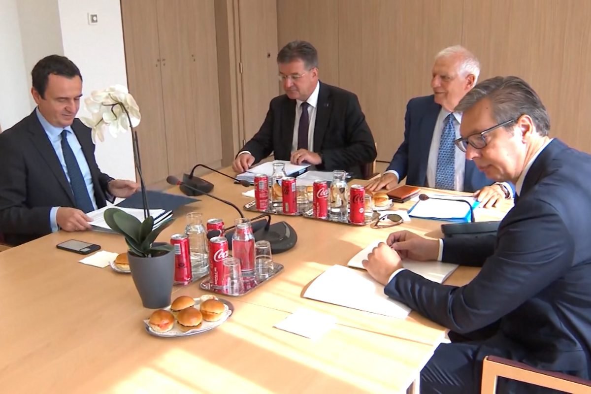 Weber: Ako Srbija i prizna Kosovo, Priština neće u UN