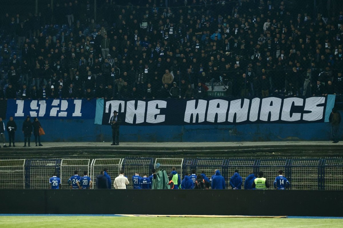 Manijaci očitali lekciju igračima, a potom i pružili podršku u borbi za ...
