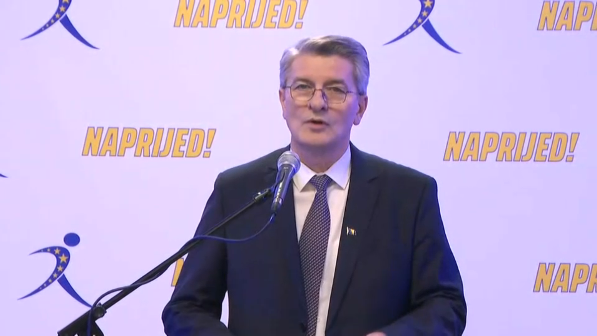 Predstavljena stranka Šemsudina Mehmedovića "Naprijed BiH": "Bićemo ...