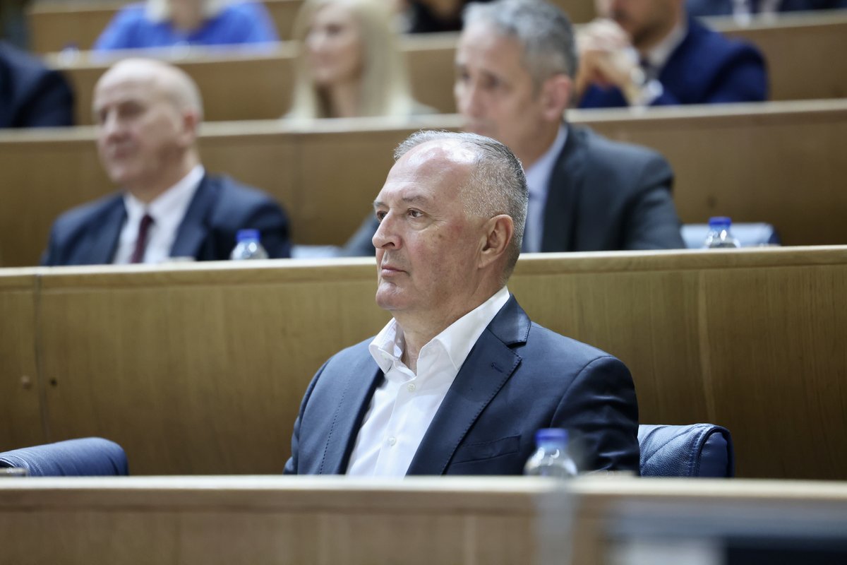 Predsjedavajuća Predsjedništva BiH žestoko izvrijeđala Heleza