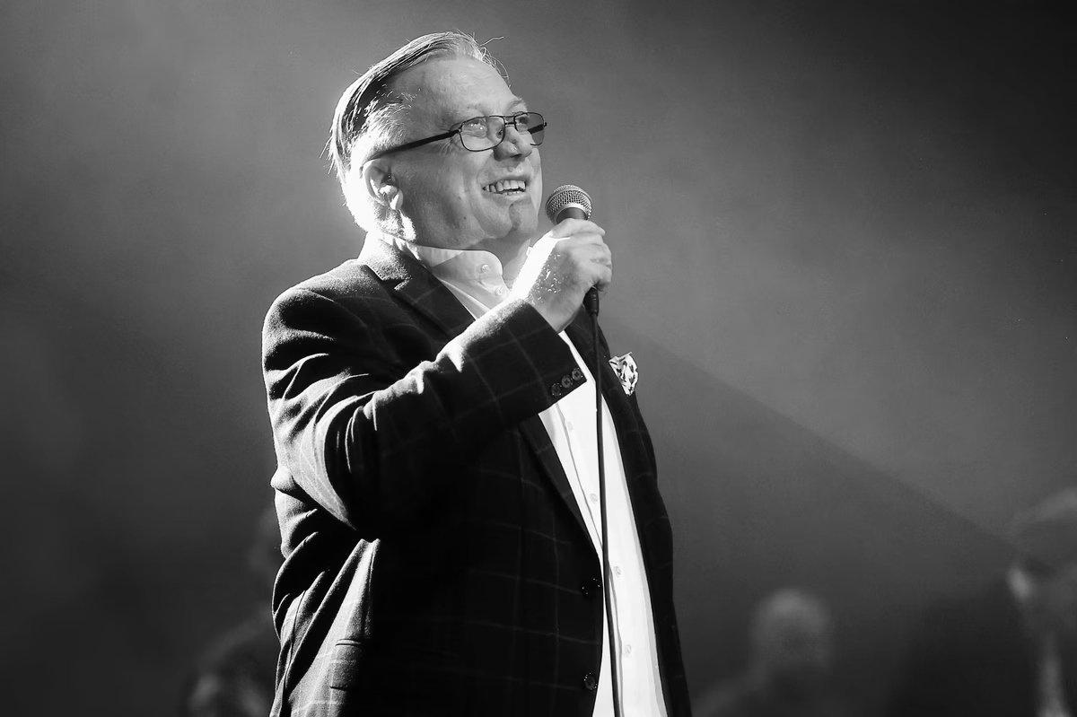 Umro legendarni Halid Bešlić!