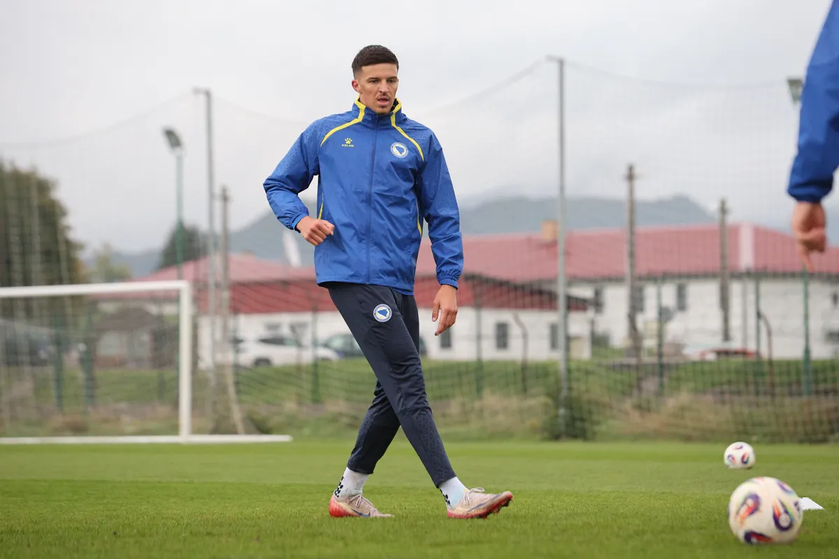 Tarik Muharemović Stao Uz Bhf Naš Vjetar U Leđa Foto