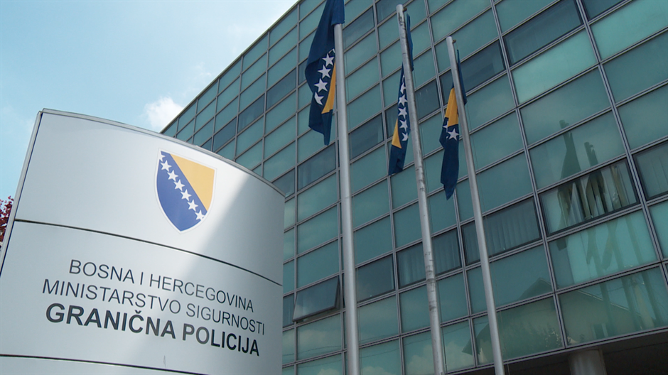 Državljanin Hrvatske pokušao prokrijumčariti 30 državljana Turske na BiH granici