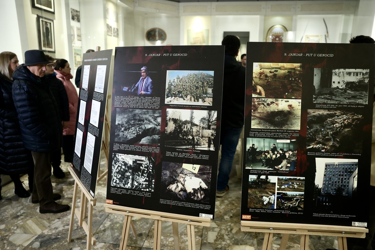 Otvorena arhivska dokumentarna i fotografska izložba "9. januar - put u ...