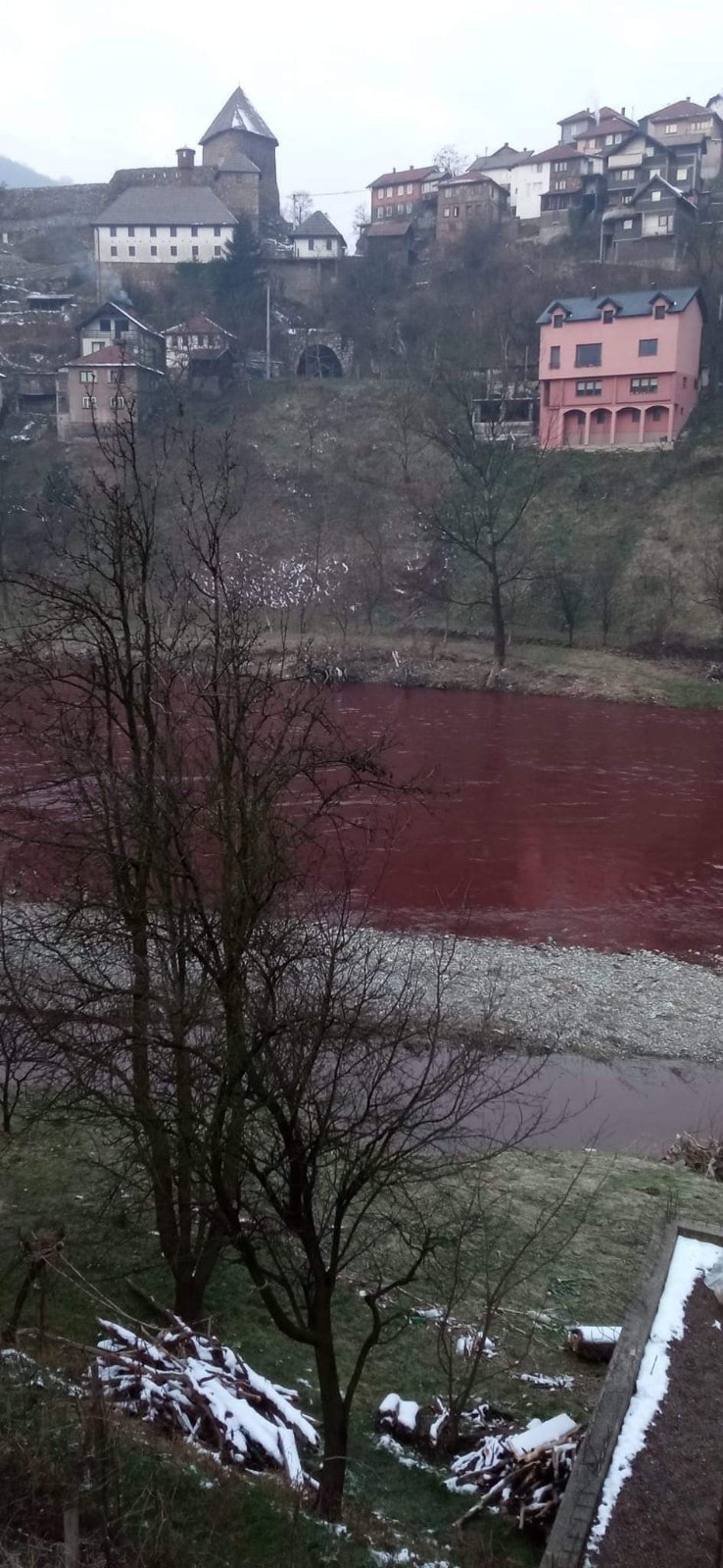 Authorities trying to determine what caused Bosna river to turn "blood red"
