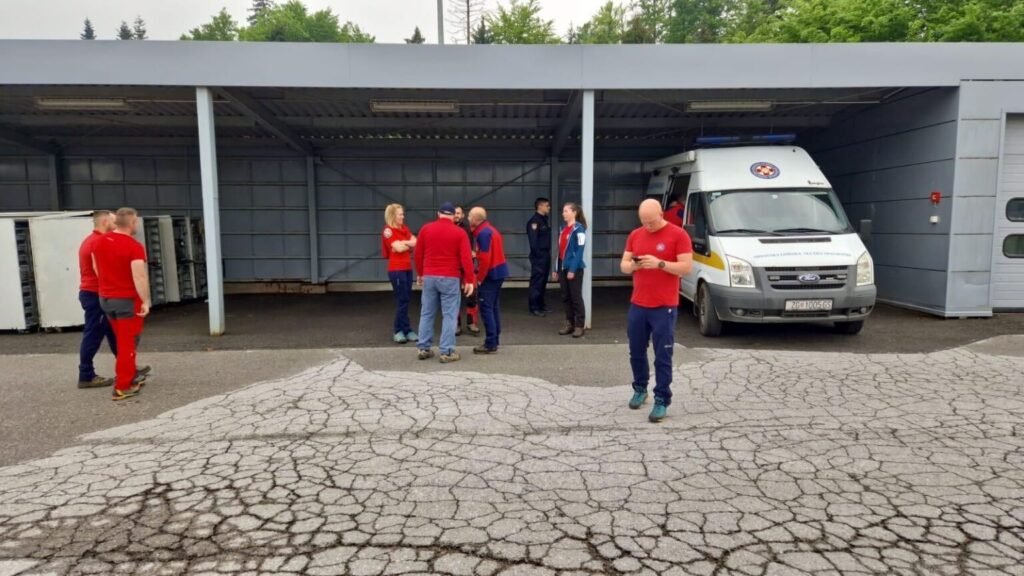 Pronađeni su manji ostaci aviona koji je nestao u Hrvatskoj