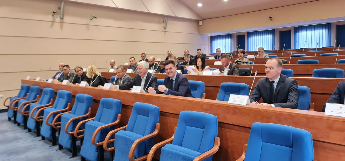 NSRS iz Krivičnog zakonika protjeruje pojam "rodni identitet", zaparao ...