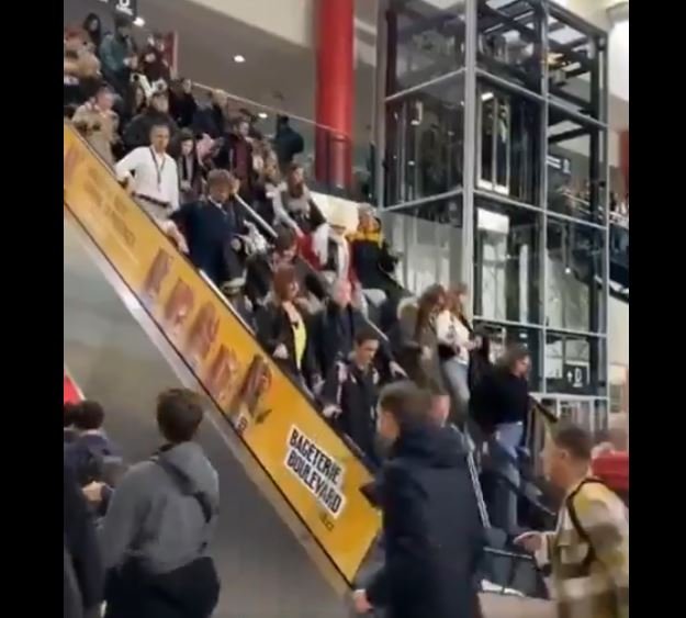 Prag: Osoba na engleskom jeziku uputila dojavu o pet bombi na aerodrom 'Vaclav Havel'