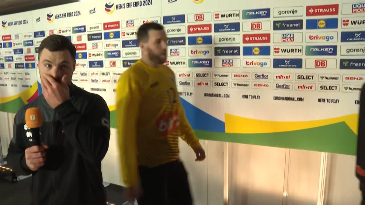 Pogledajte kako je ljutiti Benjamin Burić prošao pored novinara u mix ...