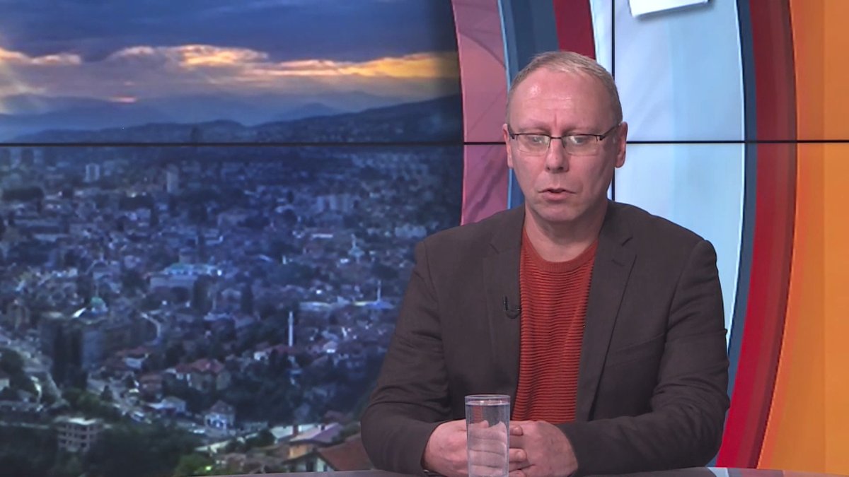 Almir Terzić u analizi aktuelnosti: Kao da su se svi luđaci ovog ...