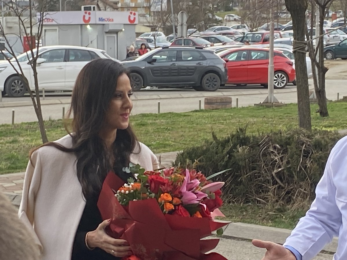 Prva dama Srbije posjetila UKC RS, a potom donirala inkubator Klinici za ginekologiju