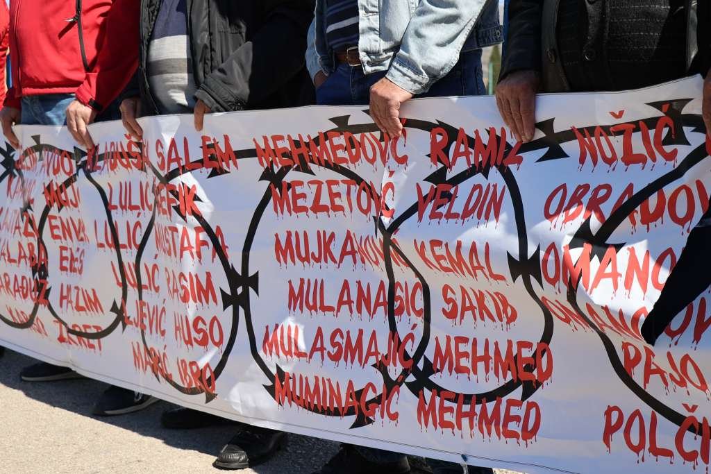 Obilježena 30. godišnjica zatvaranja Heliodroma u Mostaru: Logorašima ...