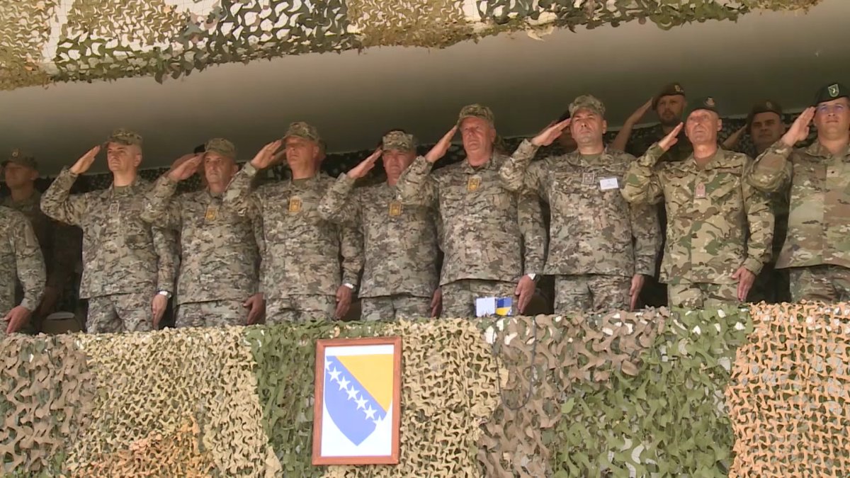 Vojna vježba na Manjači: Vojnici OS BiH pokazali kako se čuvaju mir i ...