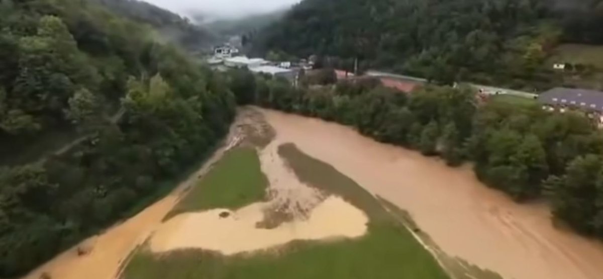 Pogledajte snimak dronom nezapamćene poplave u Fojnici (VIDEO)