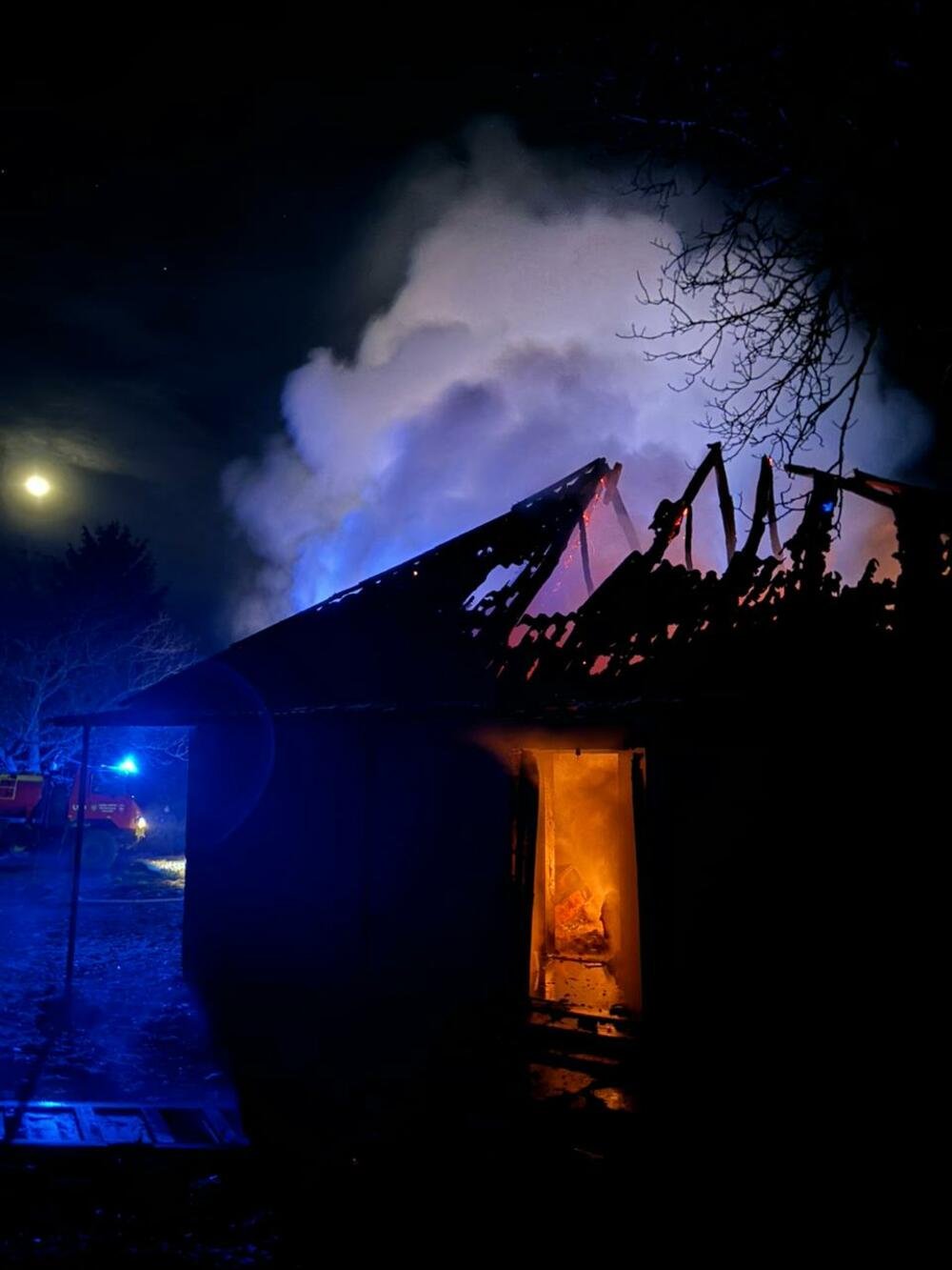 Kuća Alije Balijagića gorjela u požaru (FOTO)