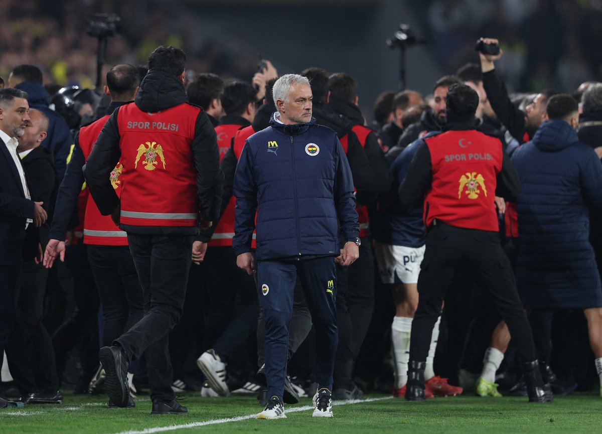 Fenerbahçe odgovorio na optužbe: “Trener Galate se srušio kao da je ...