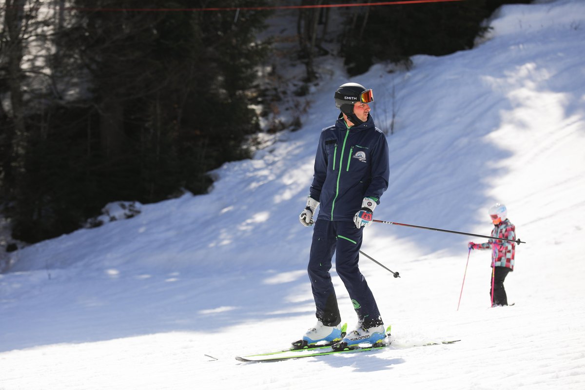 Thousands of skiers from Croatia swarm ski resorts in southwestern Bosnia
