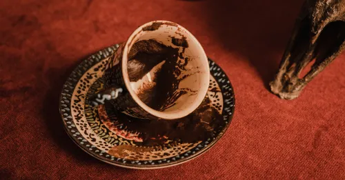 Ako vam se ovaj znak pojavi u šoljici kafe – ne donosi ništa dobro