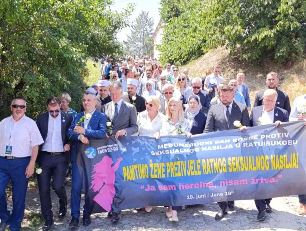 U Foči obilježen Međunarodni dan borbe protiv seksualnog nasilja u ratu ...