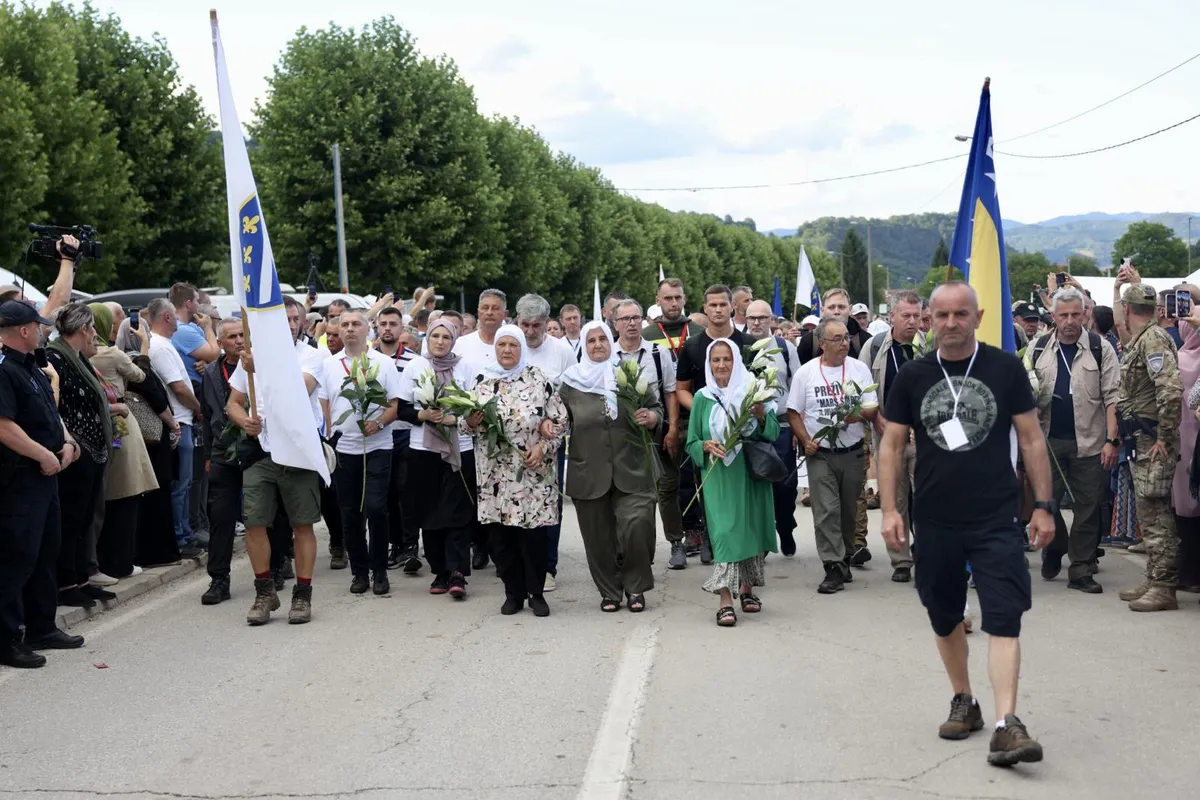 Dignity, silence, and emotions: Participants of the Peace March arrive ...