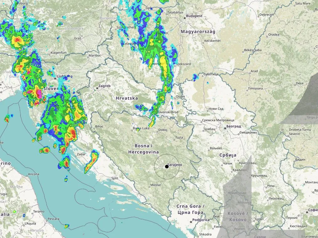 Snimci prikazuju: Nevrijeme stiže u BiH, očekuju se pljuskovi s grmljavinom