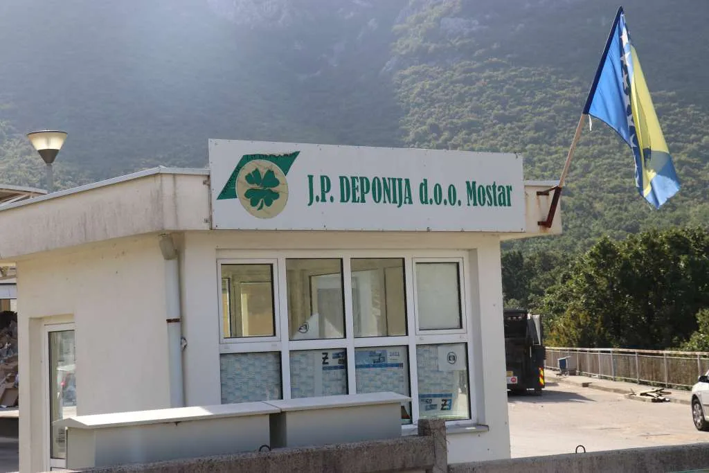 Grad Mostar upozorava: Uprava JP Deponija Uborak dužna žurno omogućiti ...