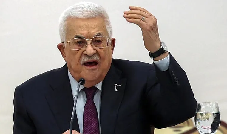 Sitni ključ na sakou Mahmouda Abbasa govori glasnije od 1.000 riječi