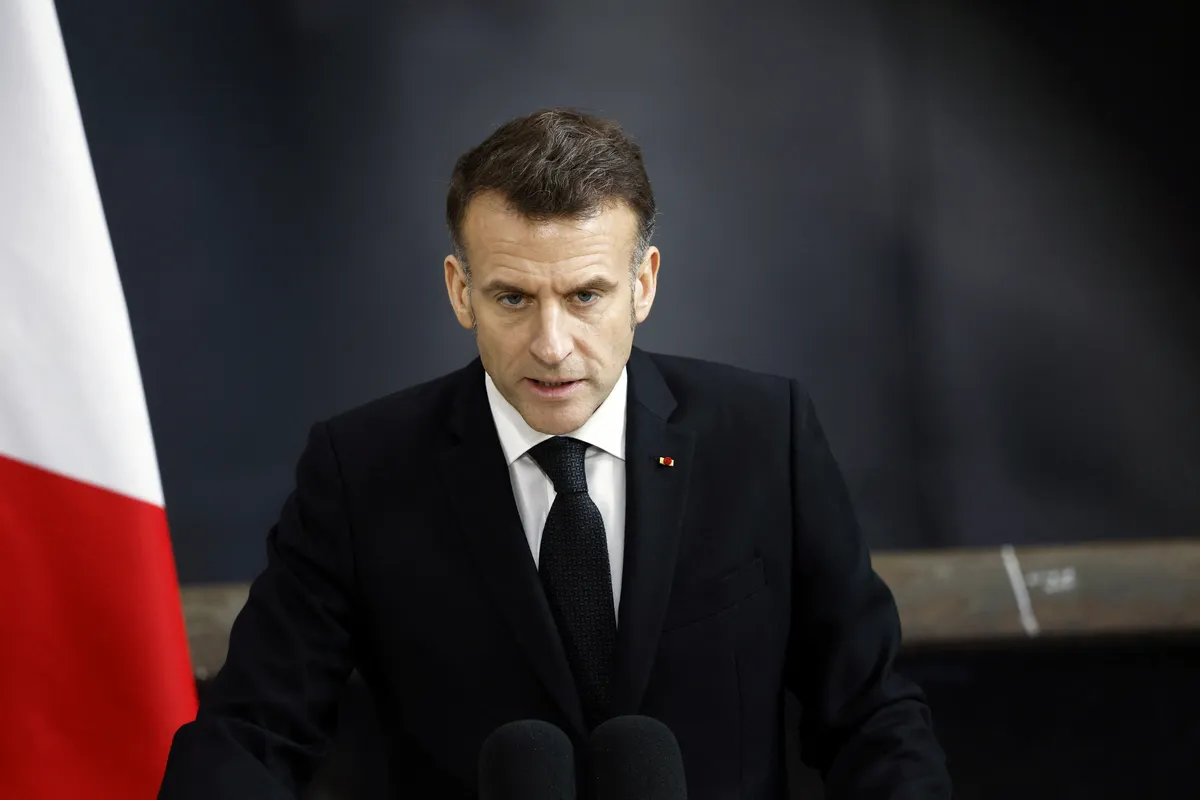 Macron pozvao Pezeshkiana na hitnu obustavu napada: "Iran mora otvoriti ...