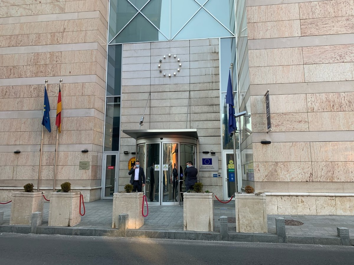 Ambasade u BiH reagovale na Komšićev non-paper