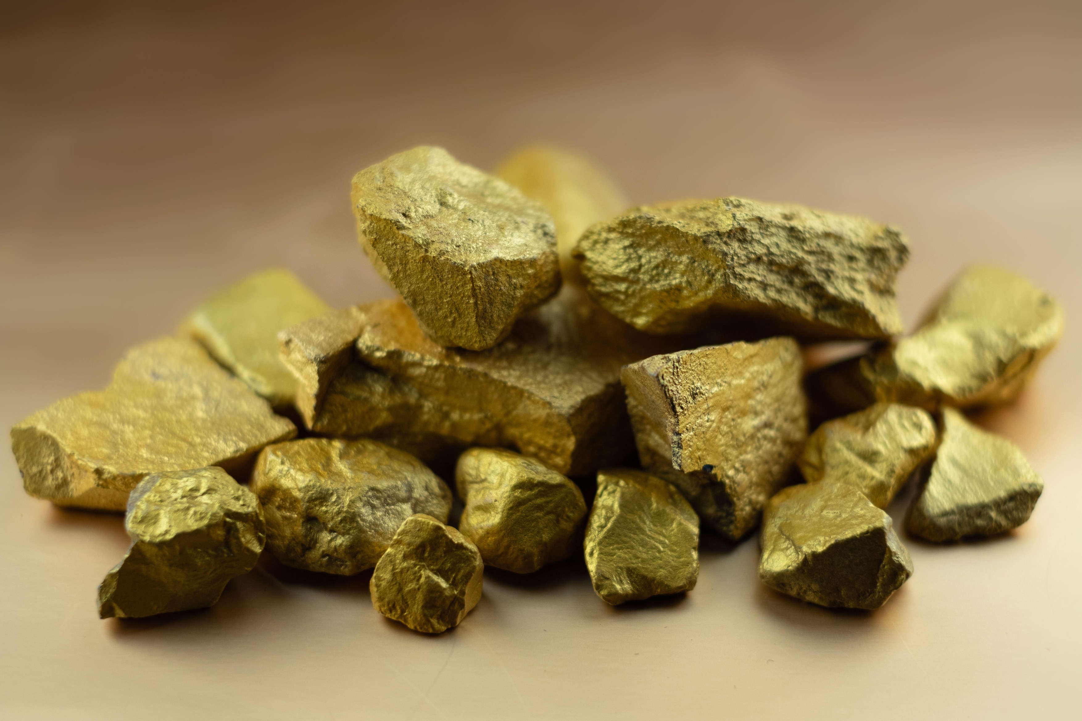 Zlato izmamilo osmijeh investitorima u 2025.