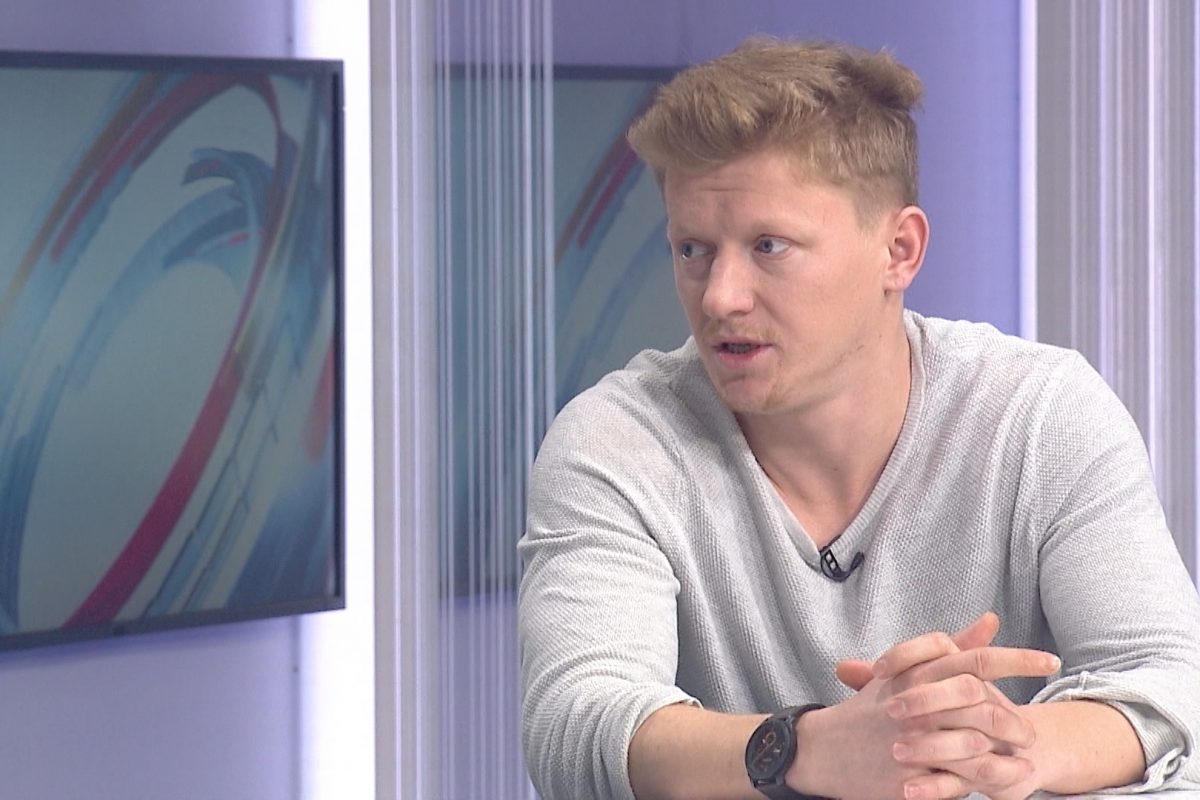 Rijad Gvozden poklanja online predstavu SOS Dječijim selima i građanima ...