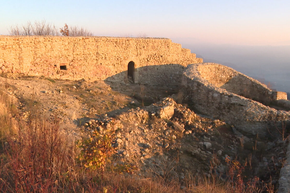 Stari grad Visoki: Glavno mjesto nekadašanje kraljevine danas je ...