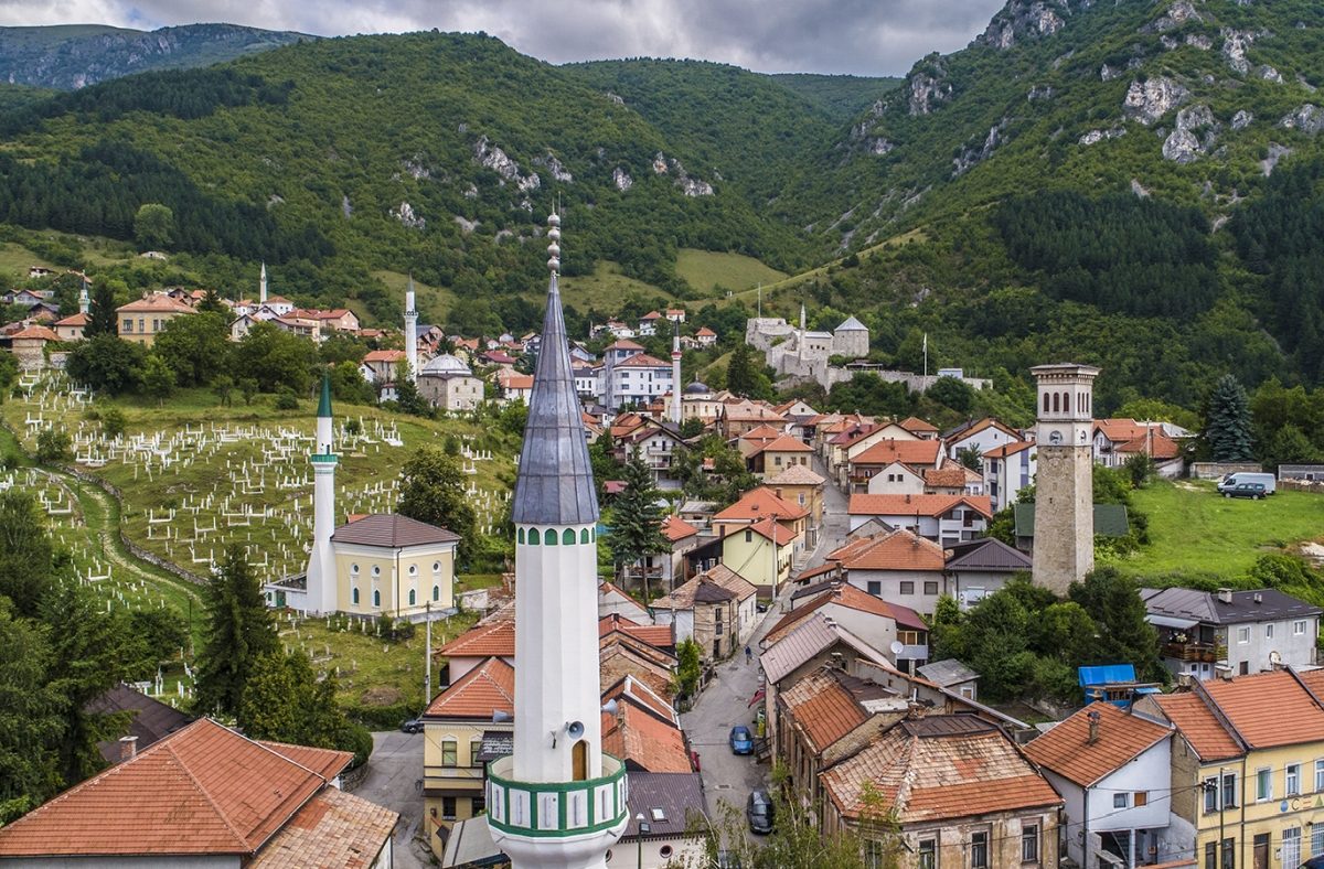 Varoška džamija u Travniku i Vanekov mlin u Bijeljini nacionalni ...