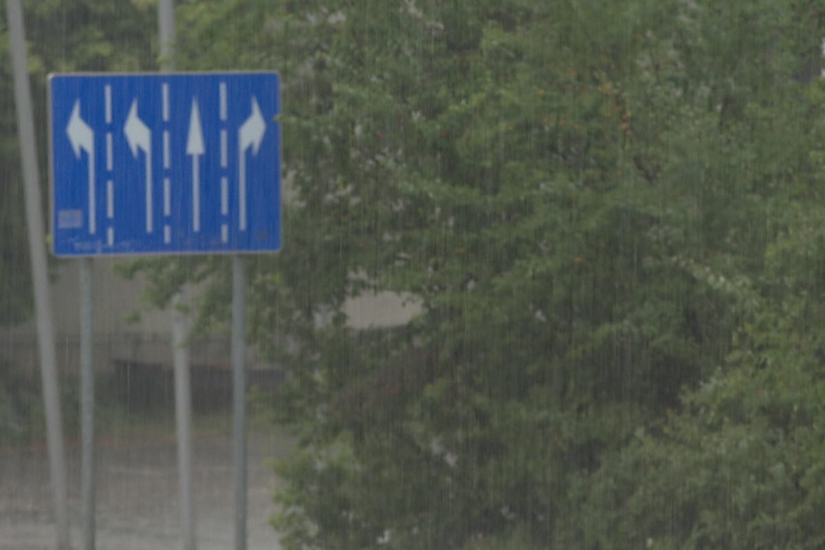 Zbog poplave obustavljen saobraćaj na putu Tuzla – Doboj - N1