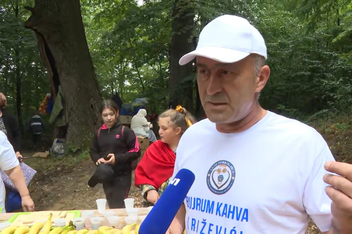 Mehdin Memić već decenijama sprema hranu i piće za učesnike Marša mira - N1