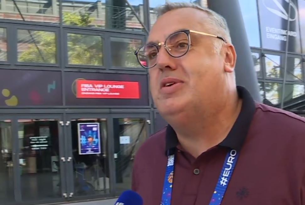 Baho Topalbećirević zapjevao u programu N1 - N1