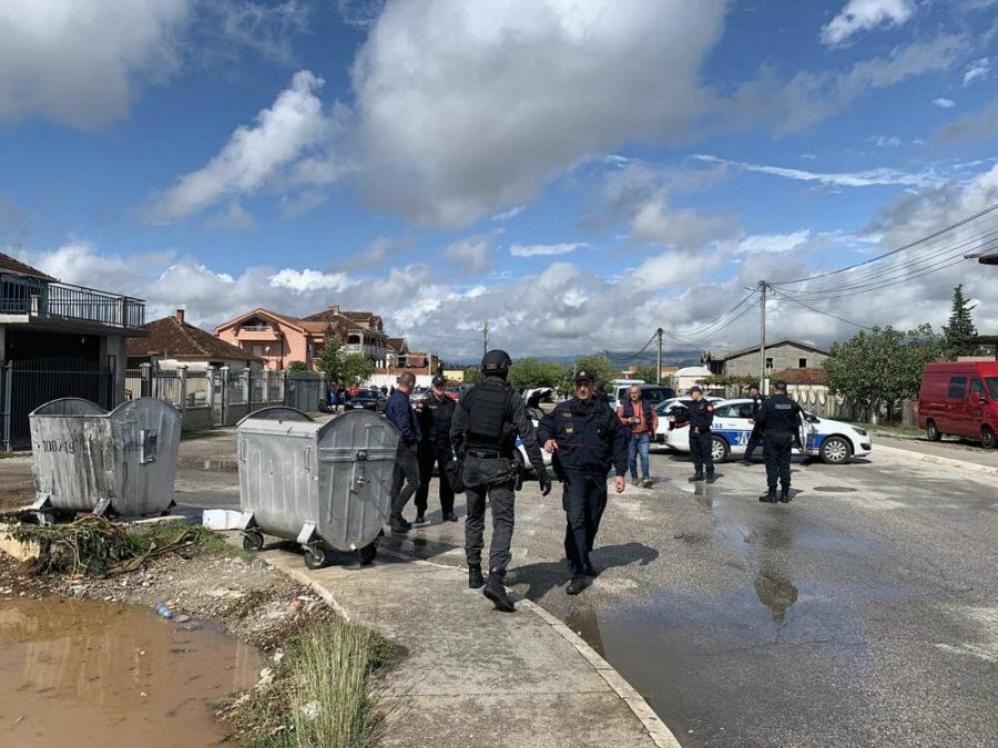 Nova pucnjava u Crnoj Gori: Bacili bombu na kuću policajca, ubijen jedan napadač - N1