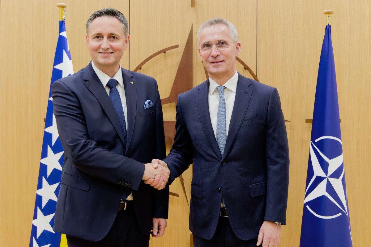 Bosnia's Becirovic meets Stoltenberg, proposes new approach to NATO ...
