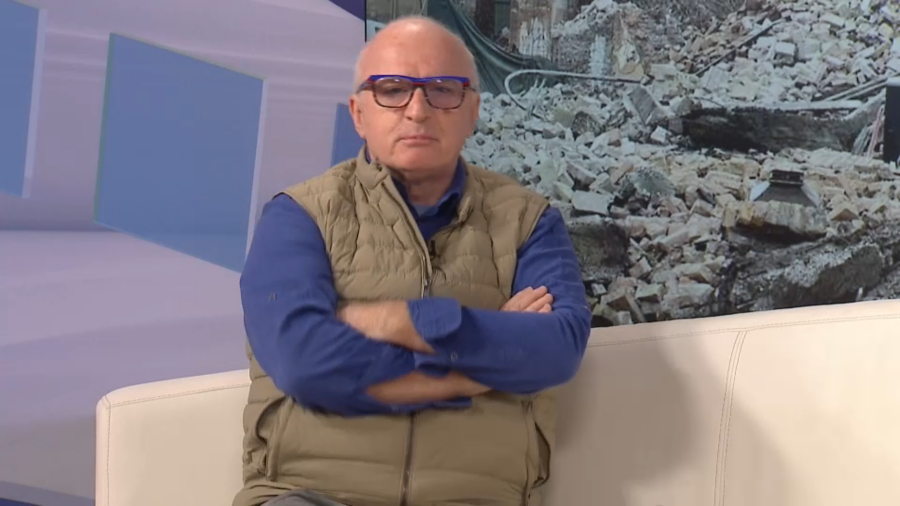 Vuk Zec o gradnji: Pjaniću dali da ustakli baštu i još stavili dvije ...