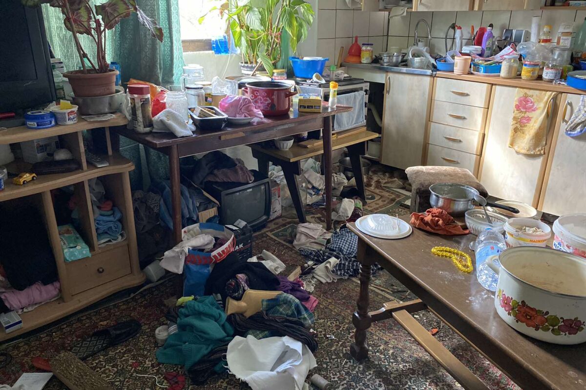 Officials condemn the attack on elderly Bosniak returnee family in ...