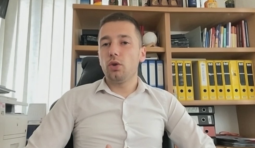 Begić: Na računu mi je osvanulo 9.000 KM, sumnjam da me je CIK pokušao ...