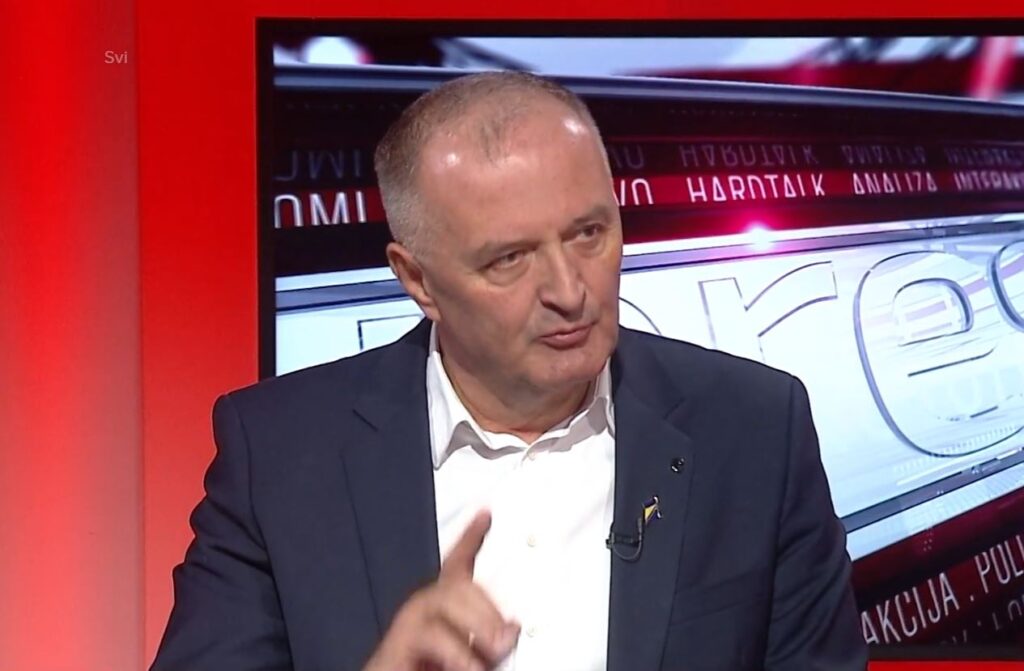Bosnian Serb politicians call for dismissal of BiH Defence Minister over his claims regarding ...