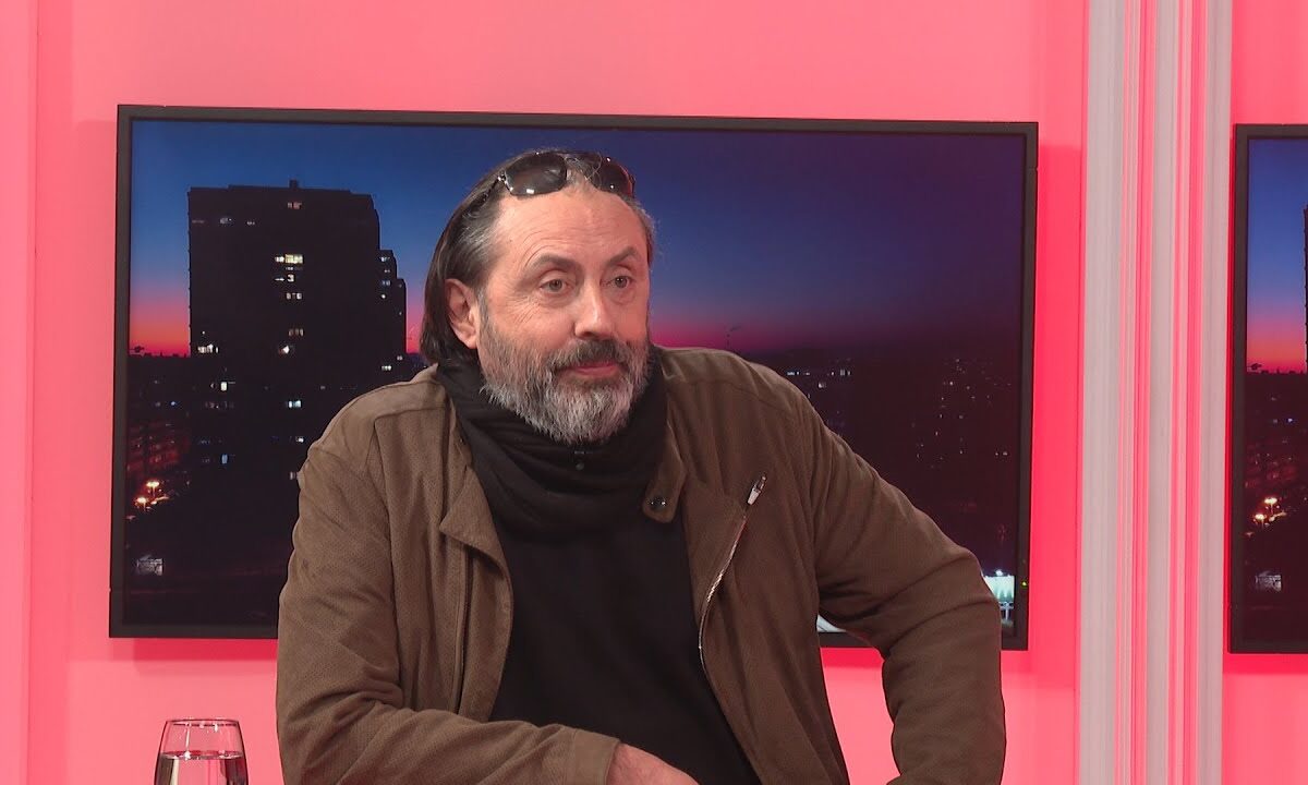 Sejo Sekson: Nele, pjevaj svoje pjesme! O Sarajevu nećeš, ne zaslužuješ ...