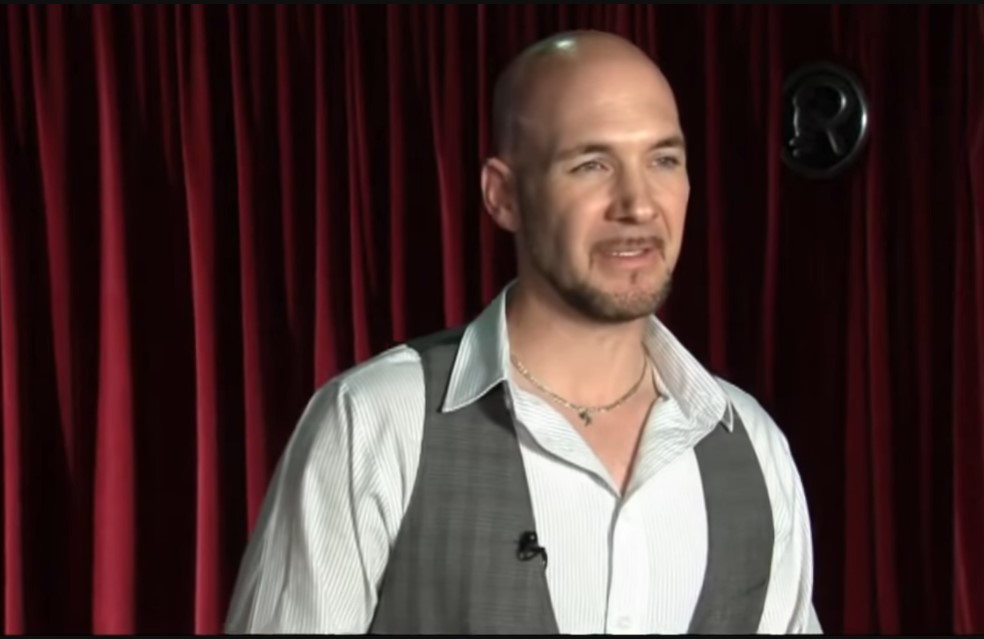 (VIDEO) Nevjerojatno je šta ovaj pjevač može svojim glasom: Svjetski je ...