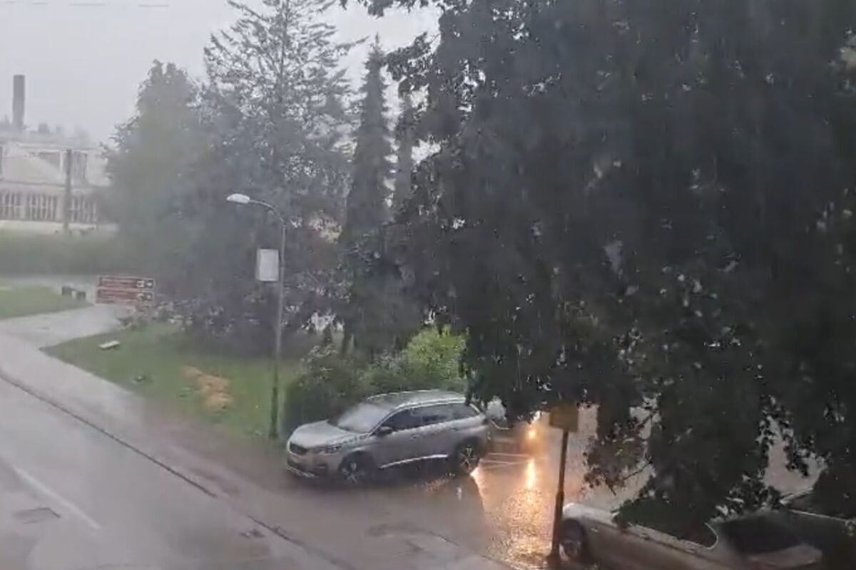 Nevrijeme pogodilo Banjaluku (VIDEO) - N1