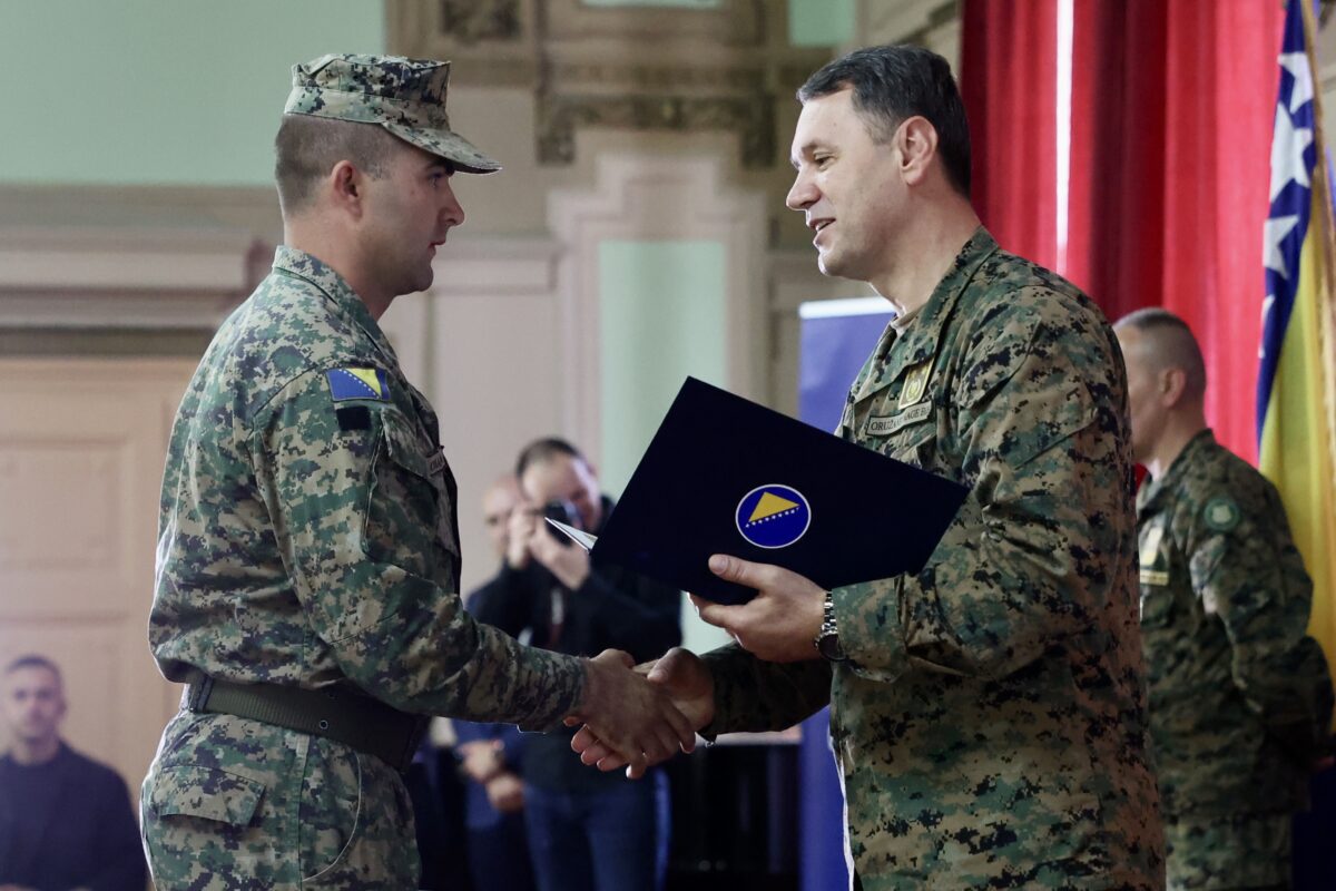 Promovisano 59 novih podoficira u OS BiH: "Kičma svake vojne sile" - N1