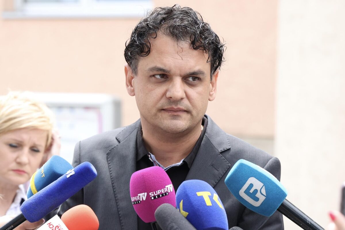Direktor UKC Tuzla o borbi za život ranjenog nastavnika: Stabilno je ...