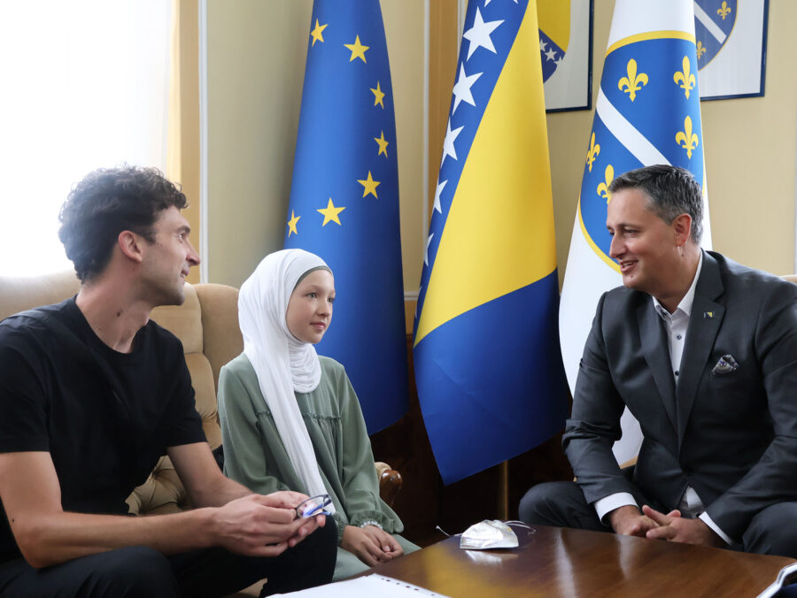 Nakon pisanja medija: Bećirović organizovao prijem za Merjem Džafić - N1