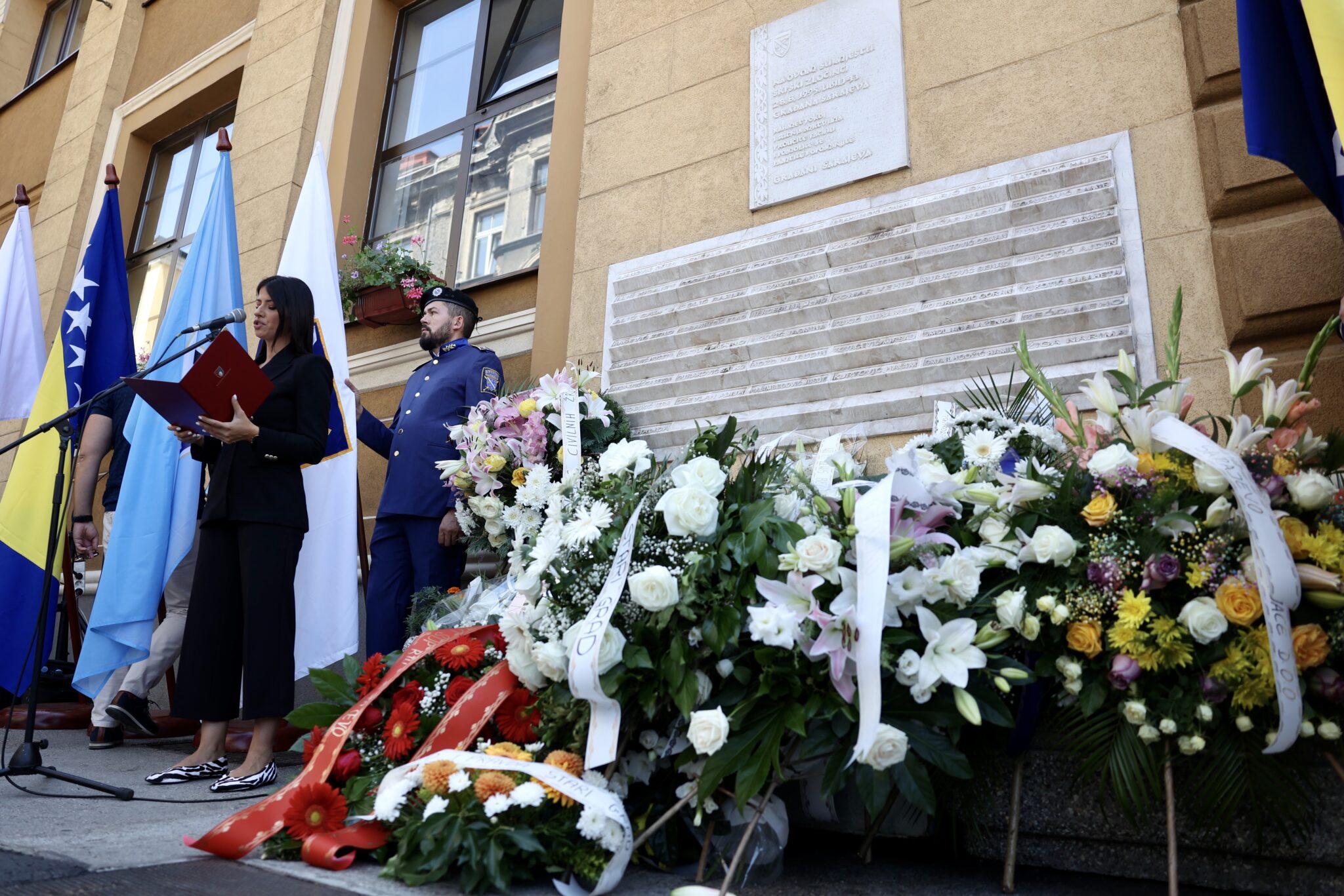 Sarajevans mark 28th anniversary of Markale massacre - N1