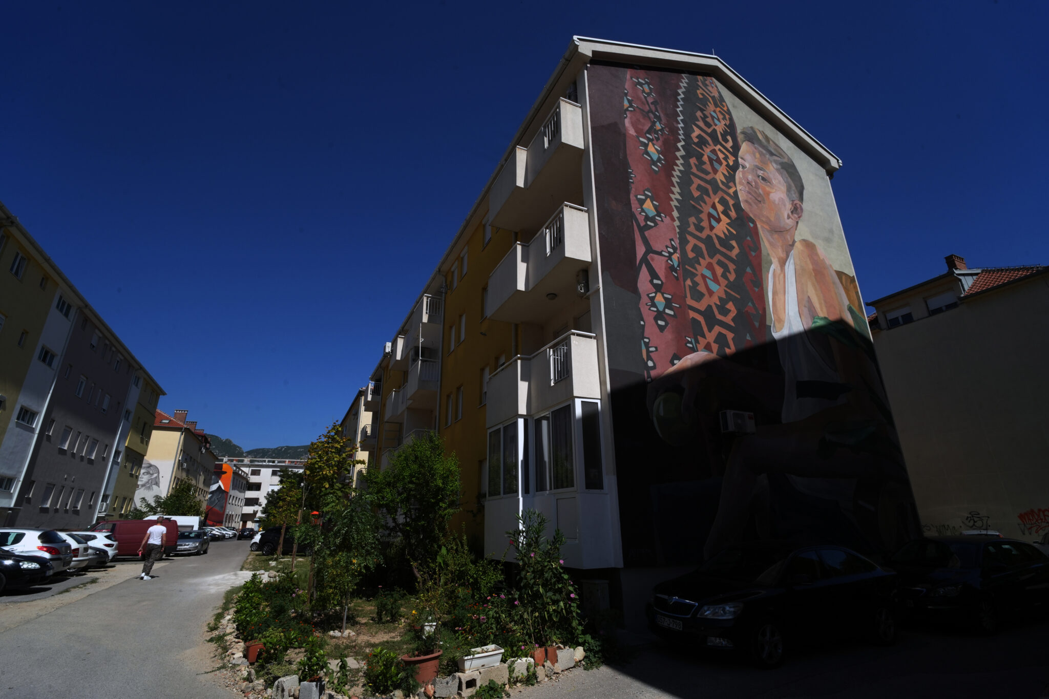 Street Arts Festival brings new murals to Mostar - N1